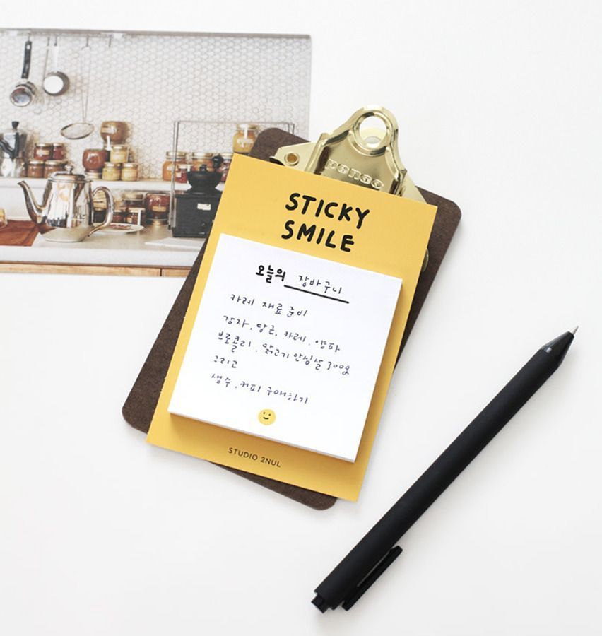 MochiThings: Smile Sticky Note