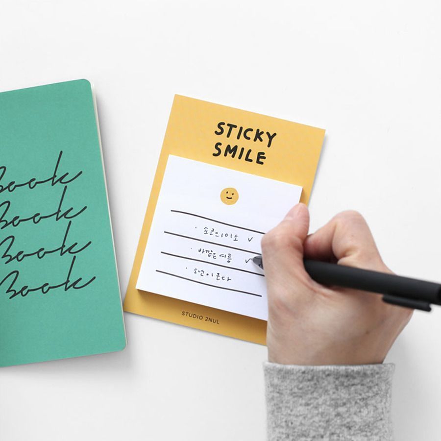 MochiThings: Smile Sticky Note