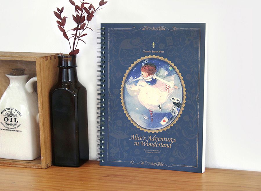 MochiThings: Classic Story Lined Notebook
