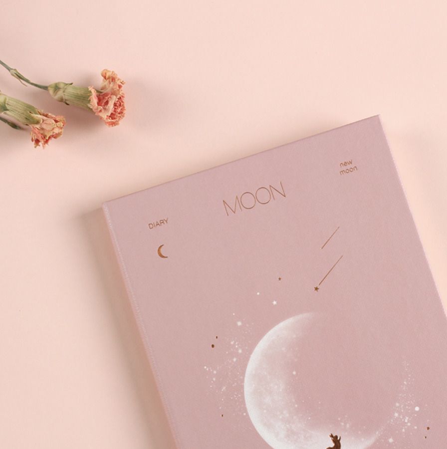 MochiThings: Moon Hardcover Weekly Planner (Special Edition)