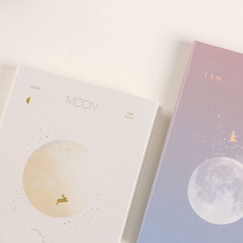 MochiThings: Moon Hardcover Weekly Planner (Special Edition)