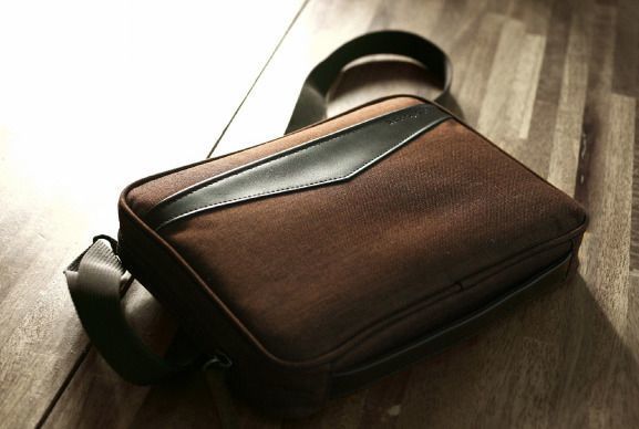 MochiThings: Better Together Shoulder Pouch