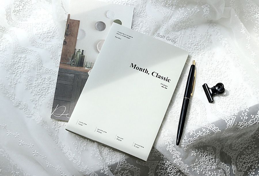 MochiThings: 2020 Small Classic Monthly Planner