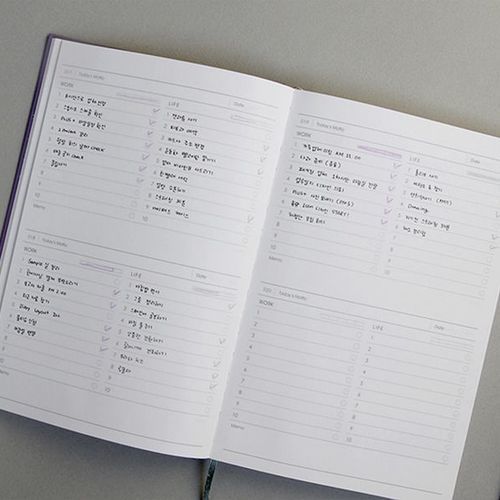 MochiThings: 365 Days Daily Checklist Planner
