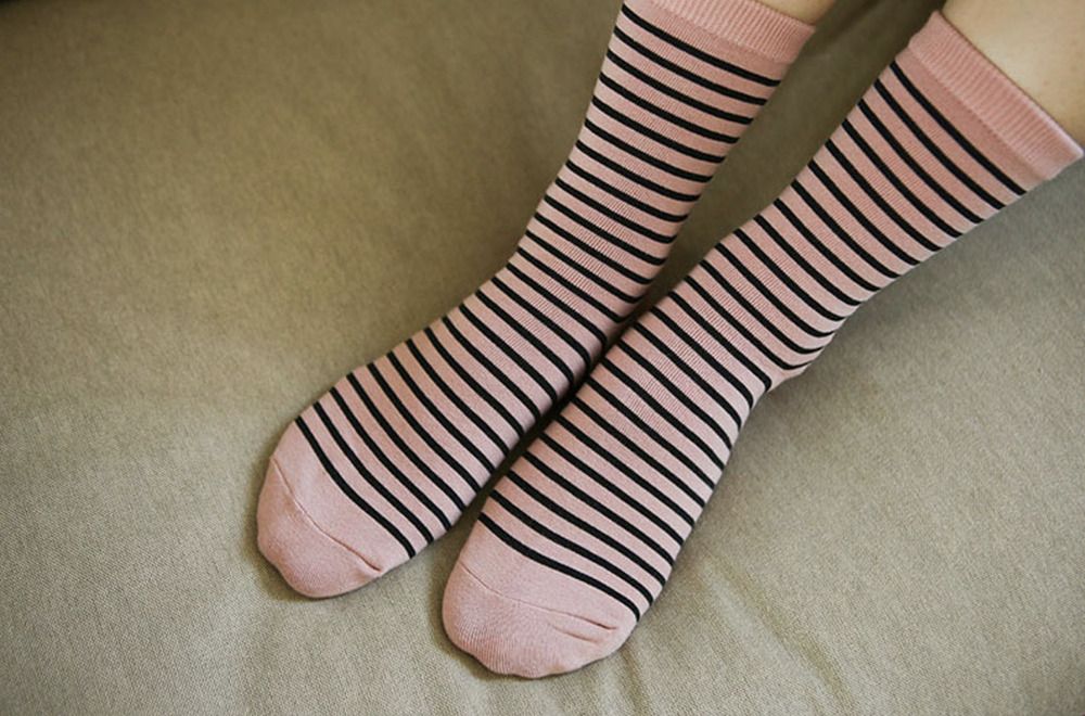 MochiThings: Stripe Pattern Women Socks