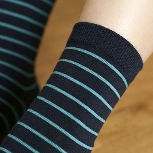 MochiThings: Stripe Pattern Women Socks