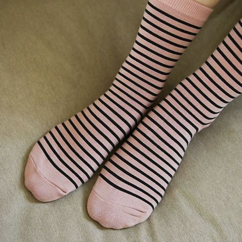 MochiThings: Stripe Pattern Women Socks
