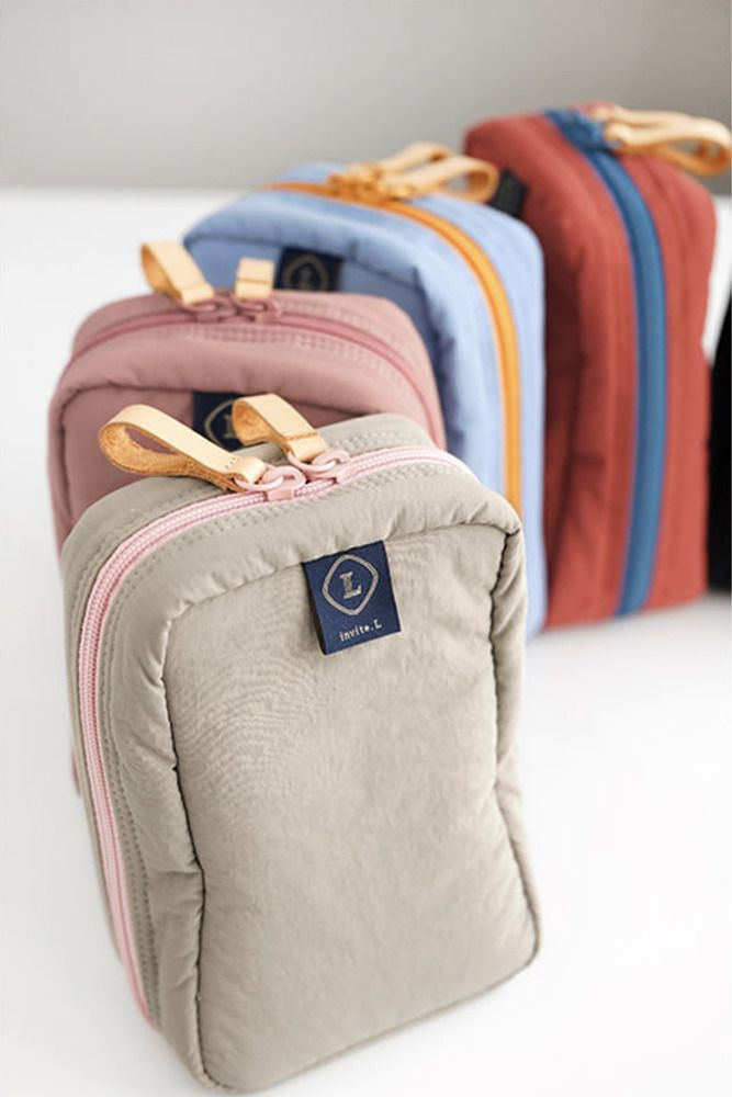 MochiThings: Standing Cosmetic Pouch