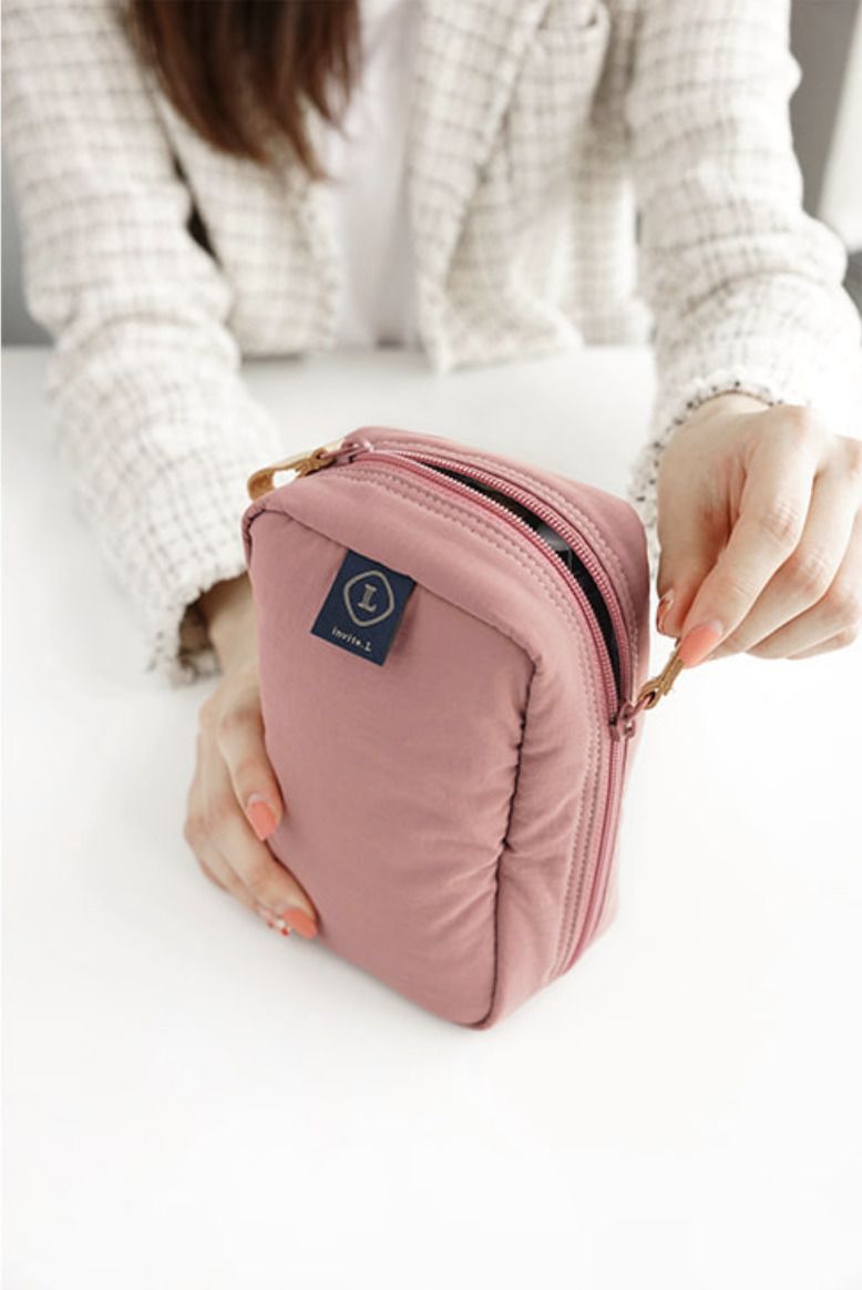 MochiThings: Standing Cosmetic Pouch