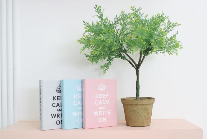 MochiThings: Crown Sticky Notebook