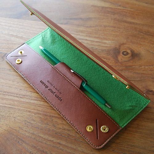 MochiThings: Tray Pencil Case