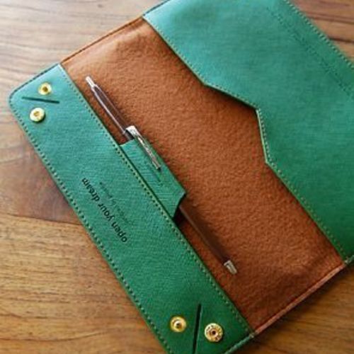 MochiThings: Tray Pencil Case