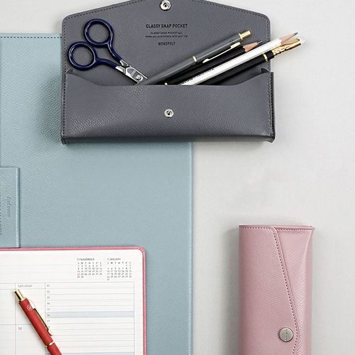 MochiThings: Classy Snap Pocket Pouch