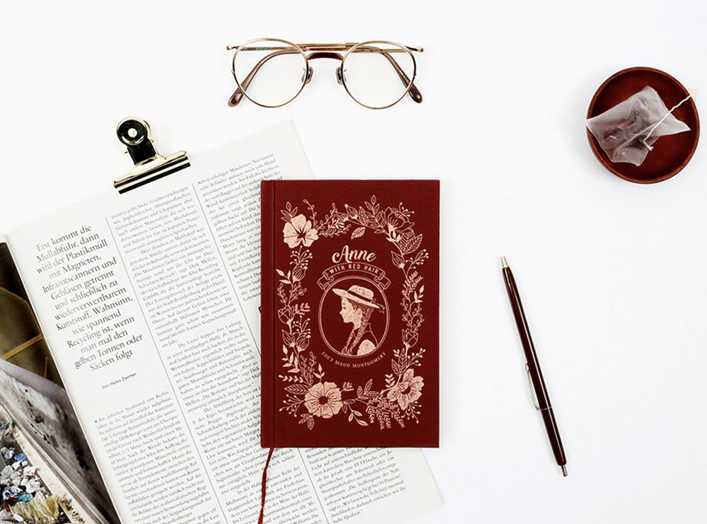 MochiThings: Small Anne Classic Hardcover Notebook