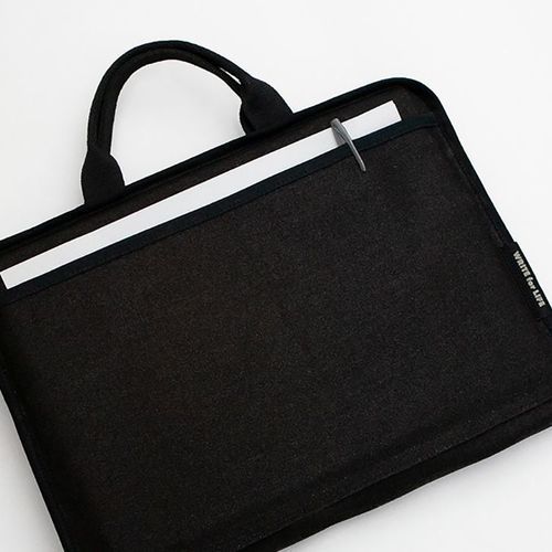 MochiThings: Simple Canvas Laptop Bag v2