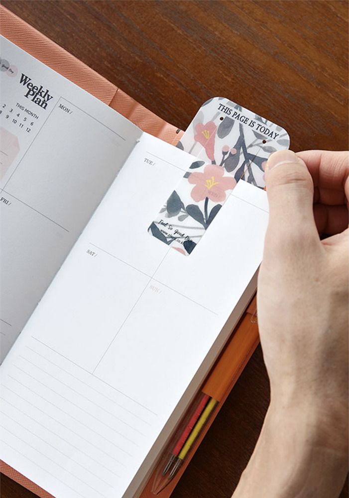 MochiThings: Slim Classy Wave Weekly Planner