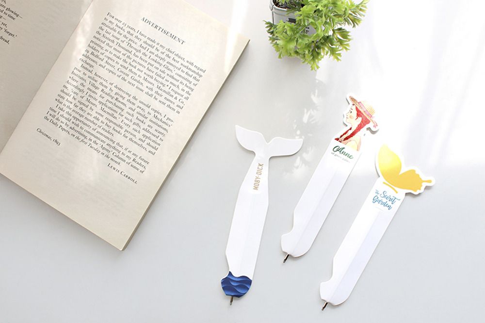 MochiThings: World Literature Bookmark Pen